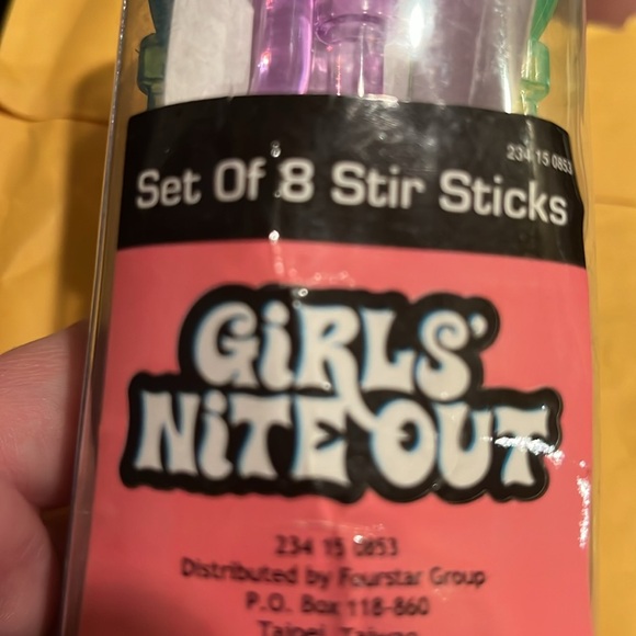 Dining | New Girls Night Out Set 8 Fun Themed Curvy Swizzle Stir Sticks ...